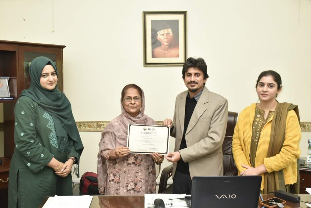 Guest Lecture on Lower Order Thinking (LOTS) to Higher Order Thinking ...